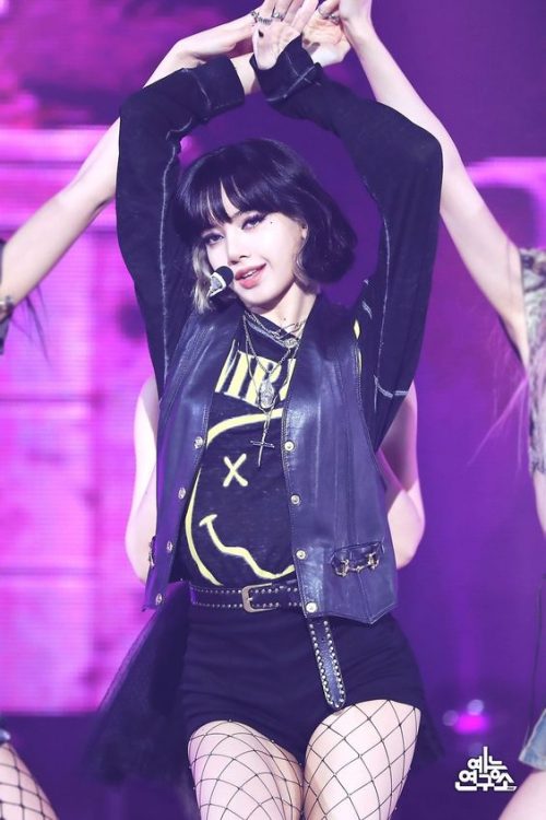 LISA DE BLACKPINK | 5 ESTILOS DE OUTFITS INSPIRADOS EN LISA